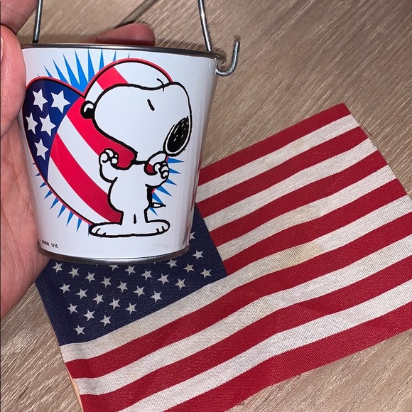 Peanuts | Holiday | Patriotic Peanuts Snoopy Mini Bucket | Poshmark